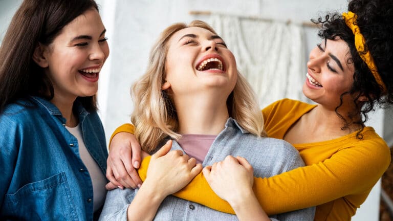 Comment stimuler les 4 hormones du bonheur